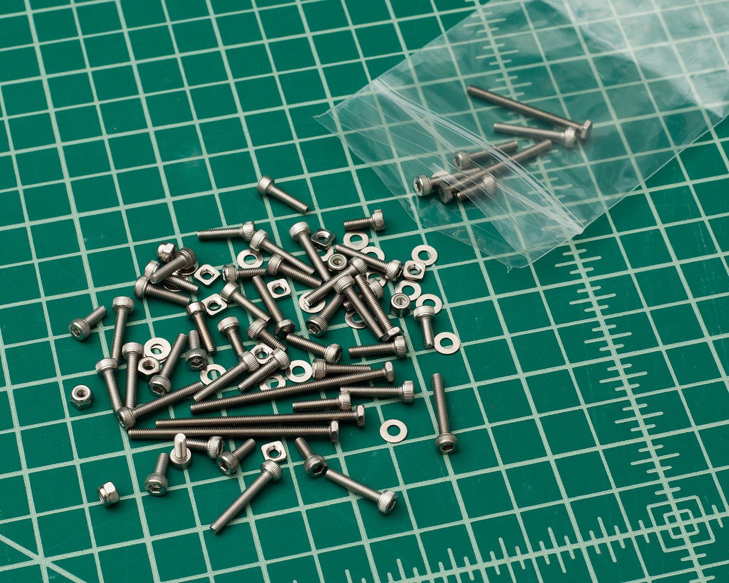 The Standard 4x5 2.0 - Hardware Set – Standard Cameras